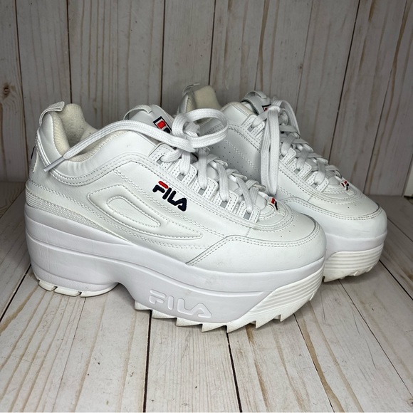 Fila | Shoes | Fila Disruptor 2 Premium Women Chunky Platform Shoe 85 ...